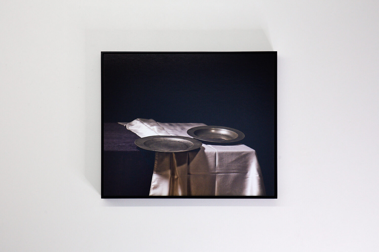 小瀬村真美｜ Before the Beginning | FLATLABO（フラットラボ）プロ品質の写真プリントや額装を手がけるプロラボサービス